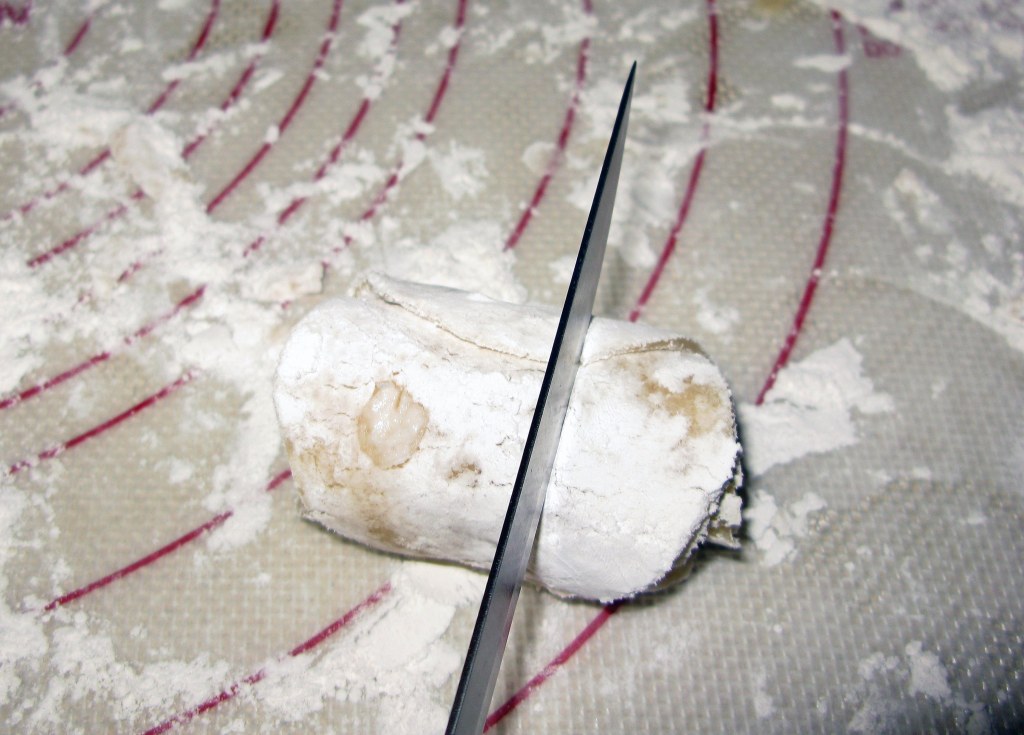 How to Make Pie Crust Roses | I Wanna Bake!